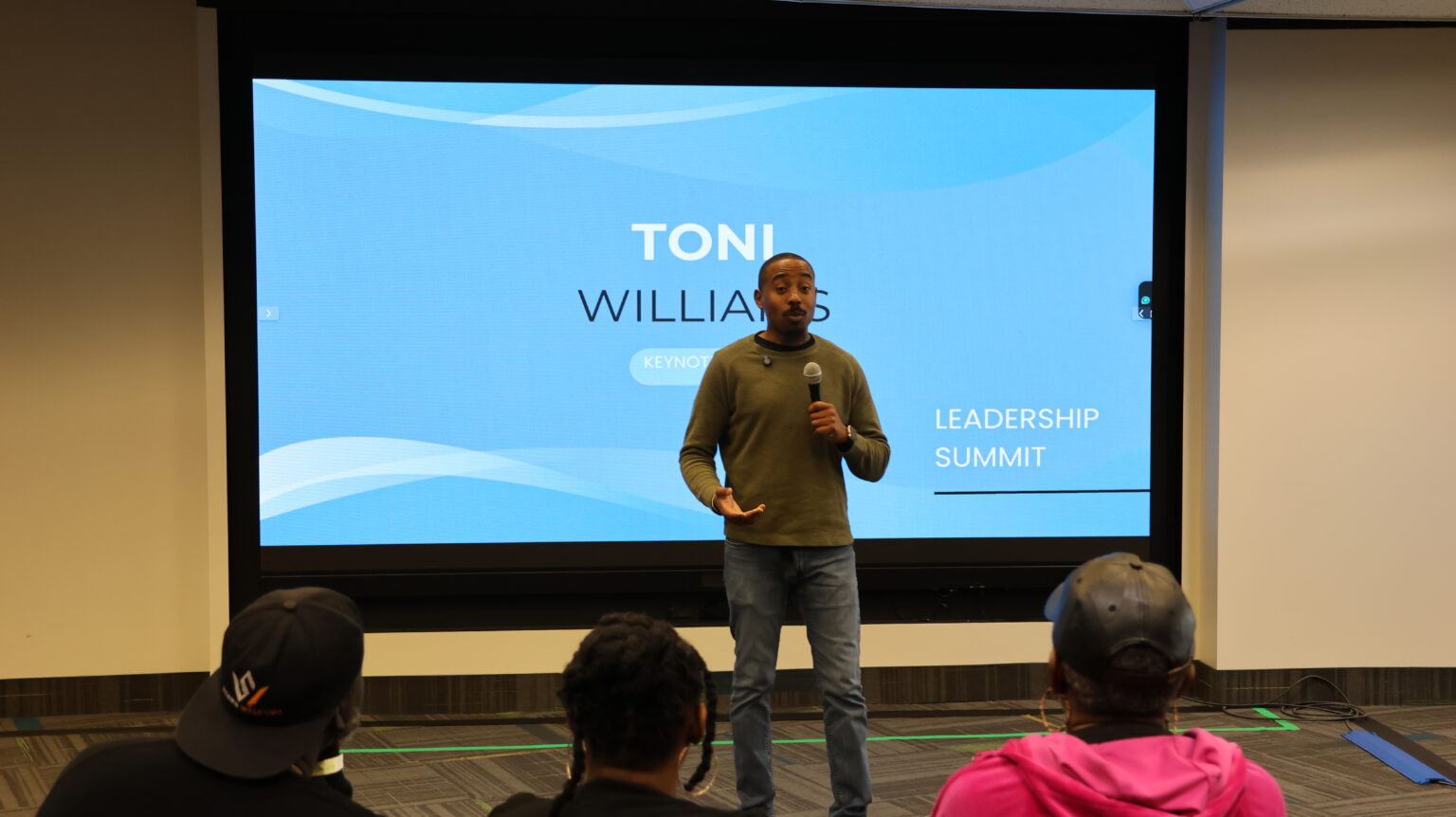 About Toni Williams - Toni Williams